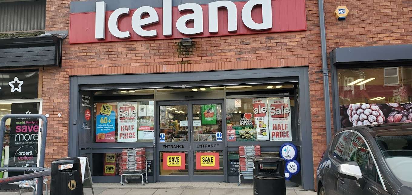 Iceland Trafford Centre Unveiled: Inside UK’s Biggest Warehouse ...